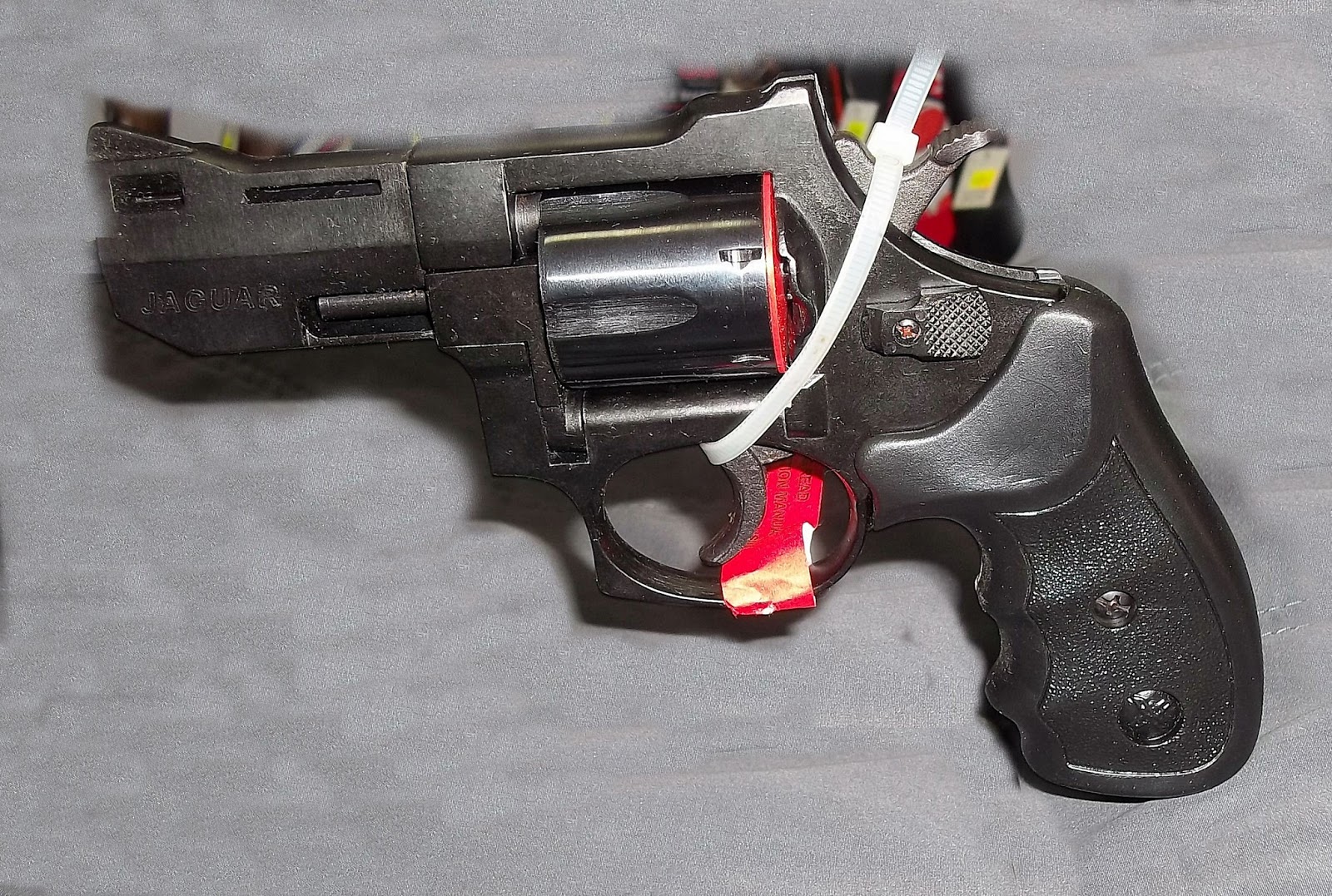 ARMAS CORTAS: 38 Special Jaguar