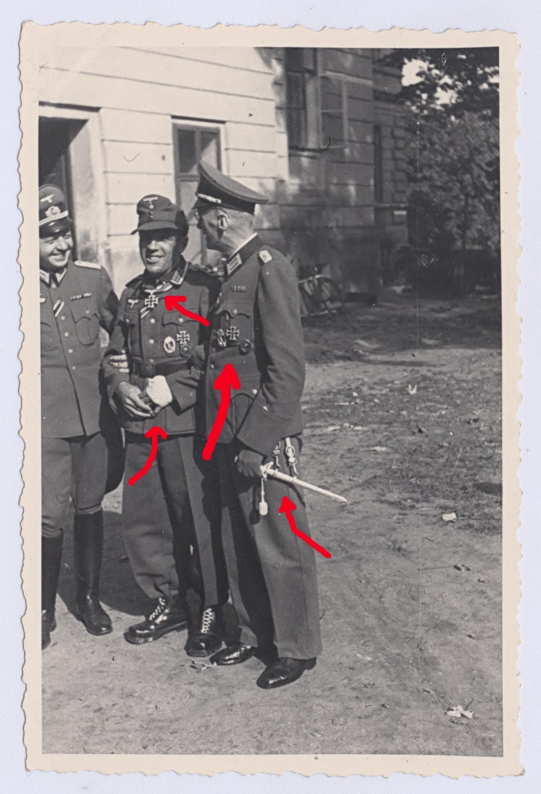 NAZI JERMAN: Foto Upacara Penyerahan Medali dan Promosi Gebirgsjäger