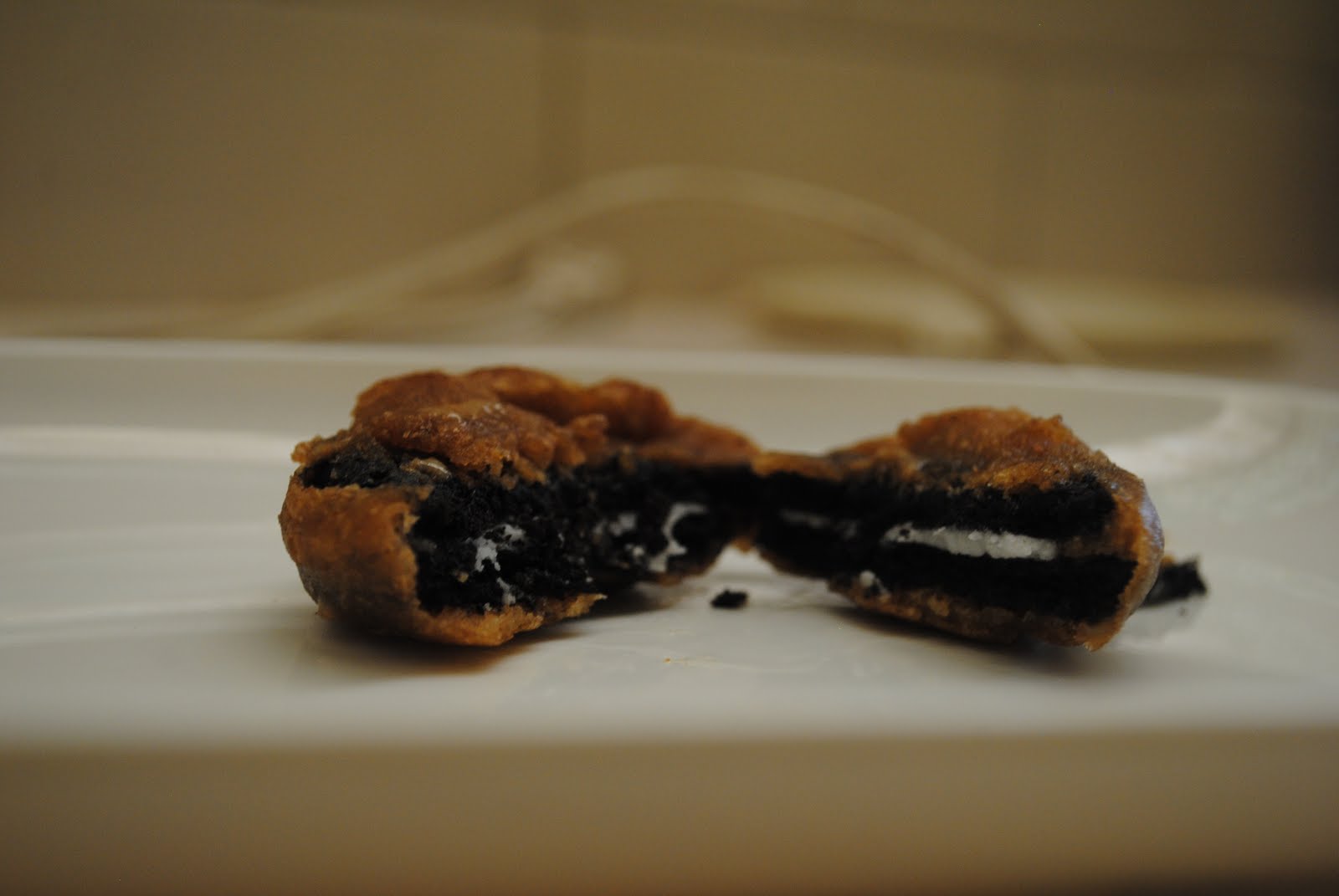 ELORA SAYS "WHUT?!": Food blog: Wicked Oreos/Oreos in Pancakes
