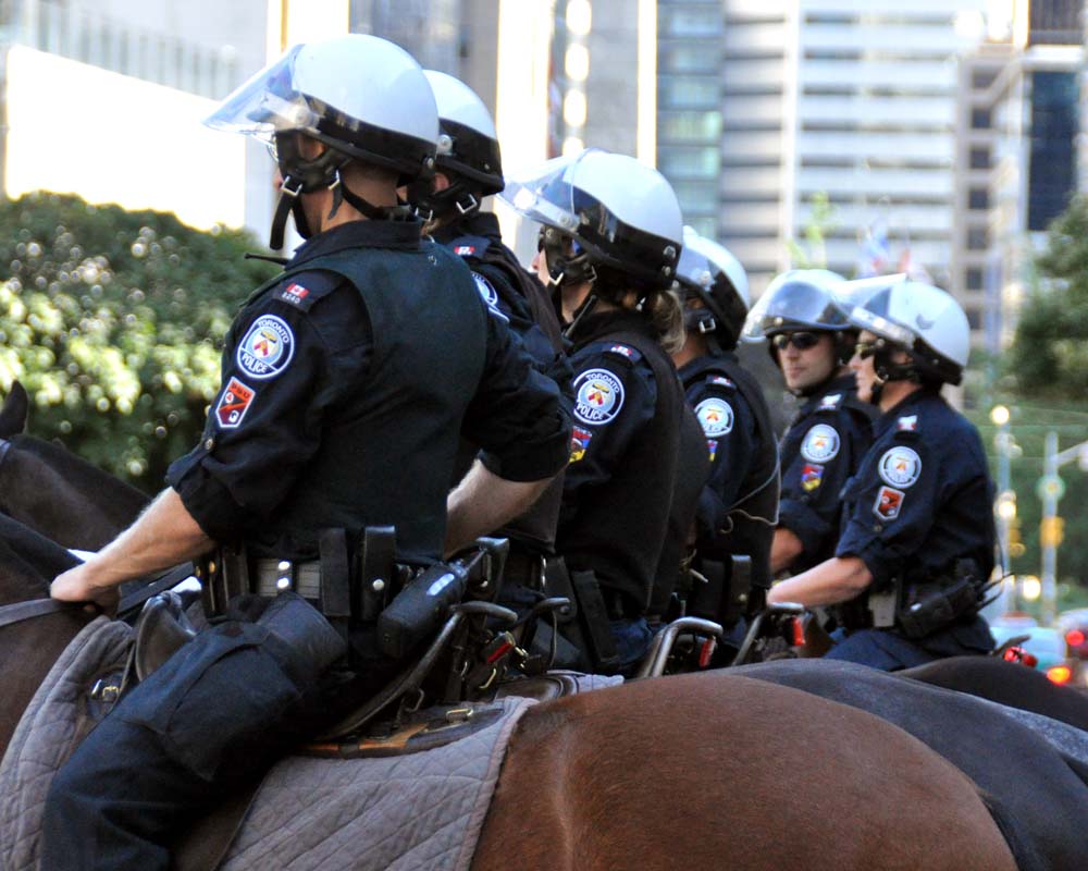 Toronto Grand Prix Tourist - A Toronto Blog: Police Horses to go to ...