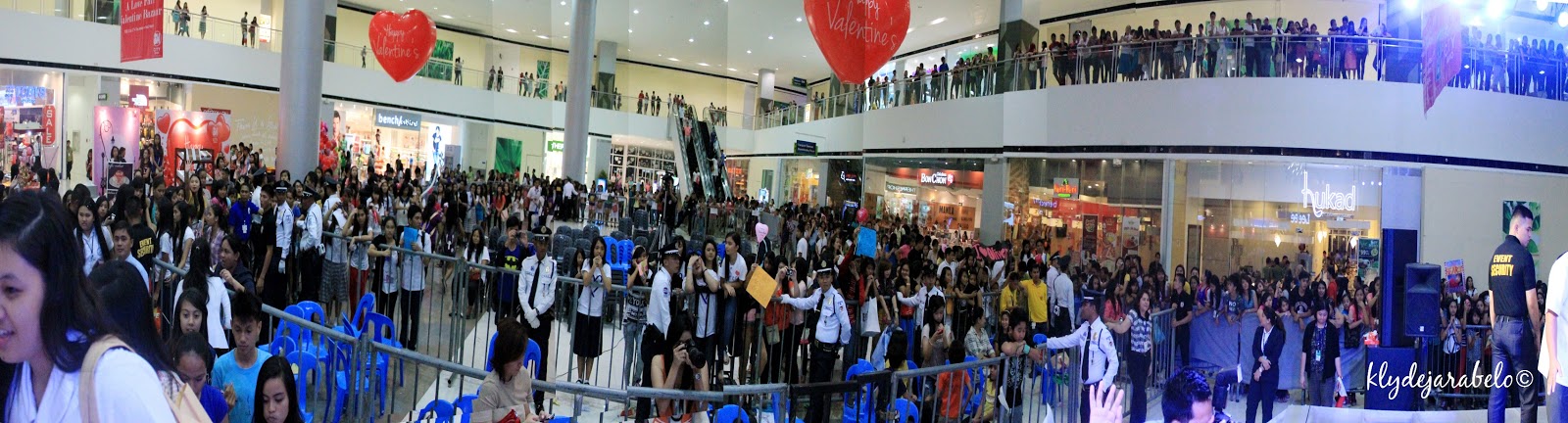 Chicser: A Valentine Show