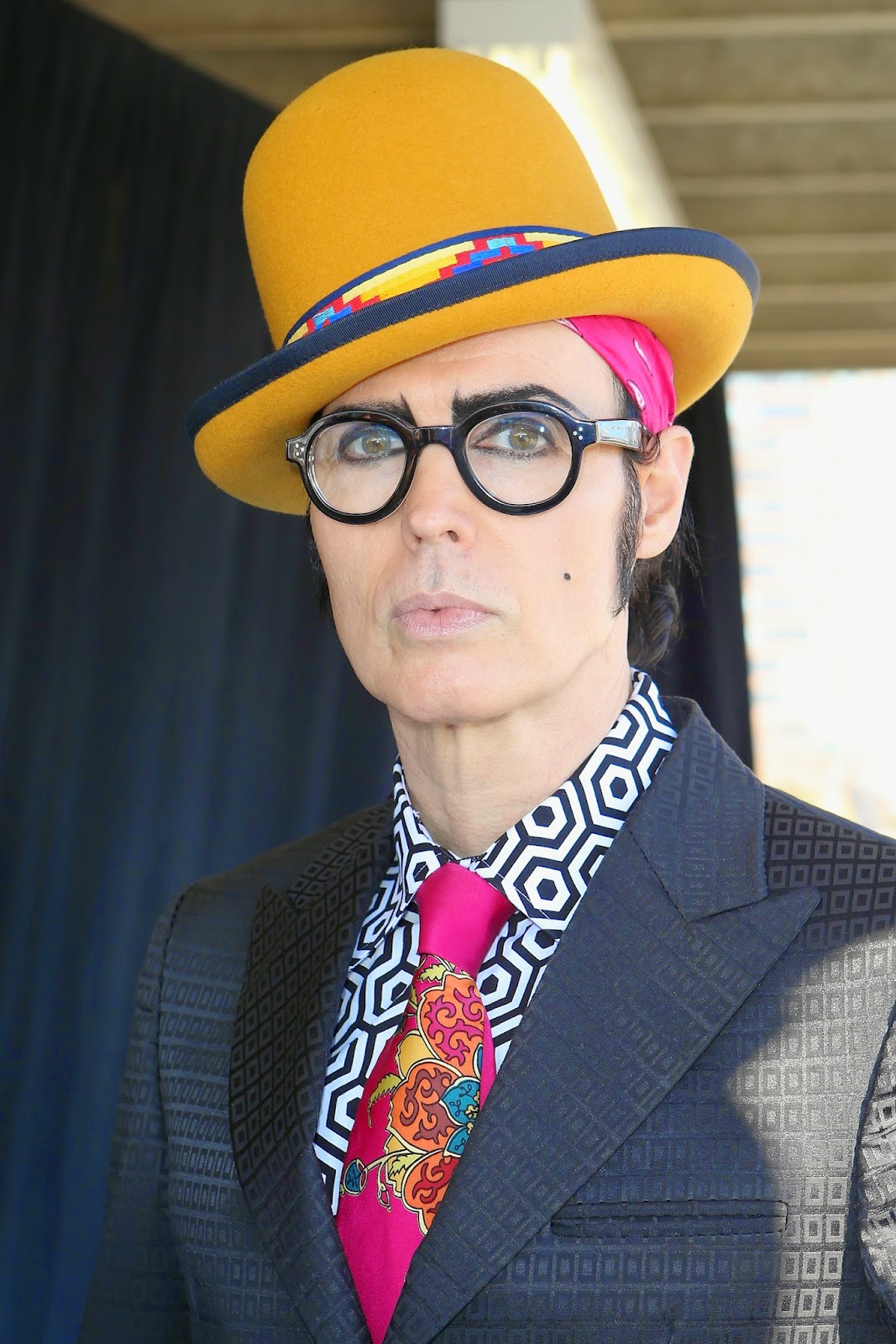 Attire's Mind: Dandies, Fops And Poseurs