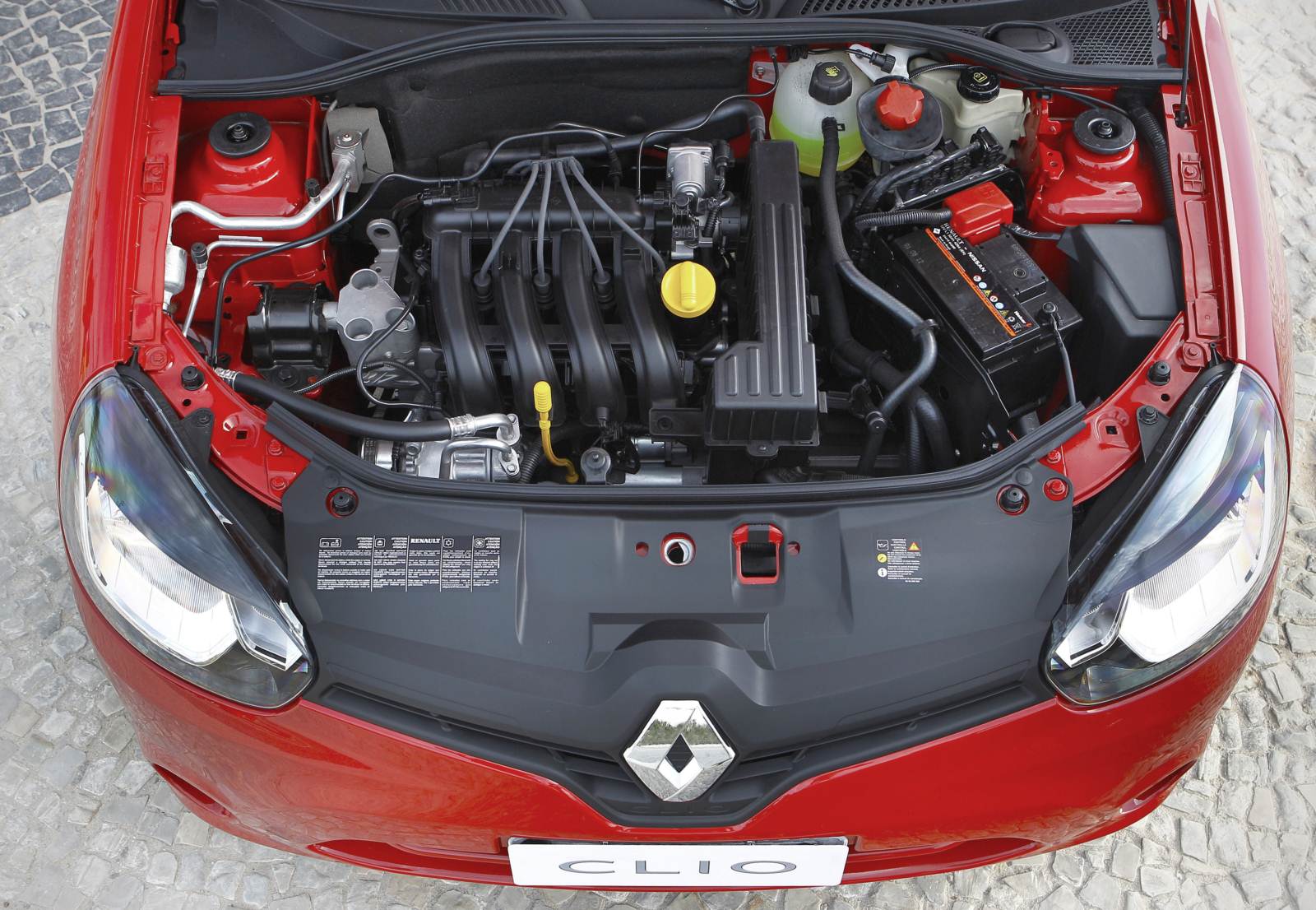 Renault Clio 2013 - preços, fotos e especificações