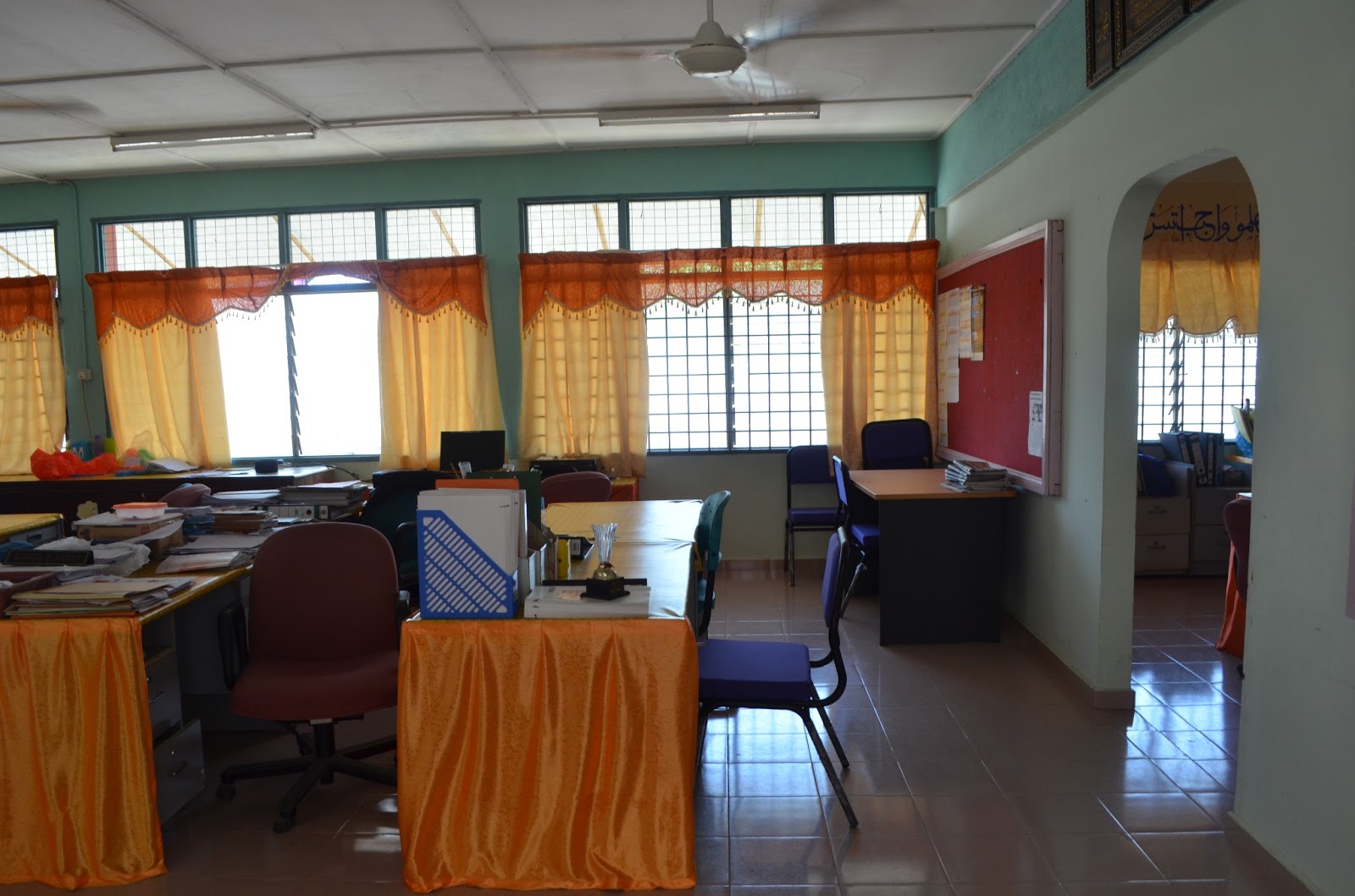 Bilik Guru ~ SEKOLAH KEBANGSAAN BUKIT BESI