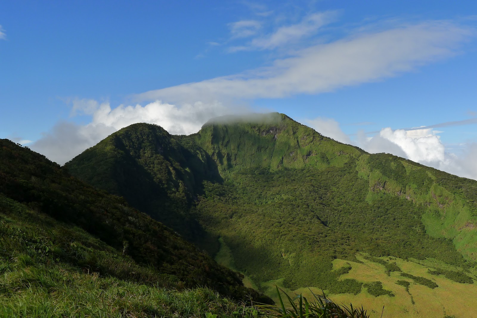 JOURNEYING SARAH: Mt. Kanlaon: The Highest Summit in Visayas