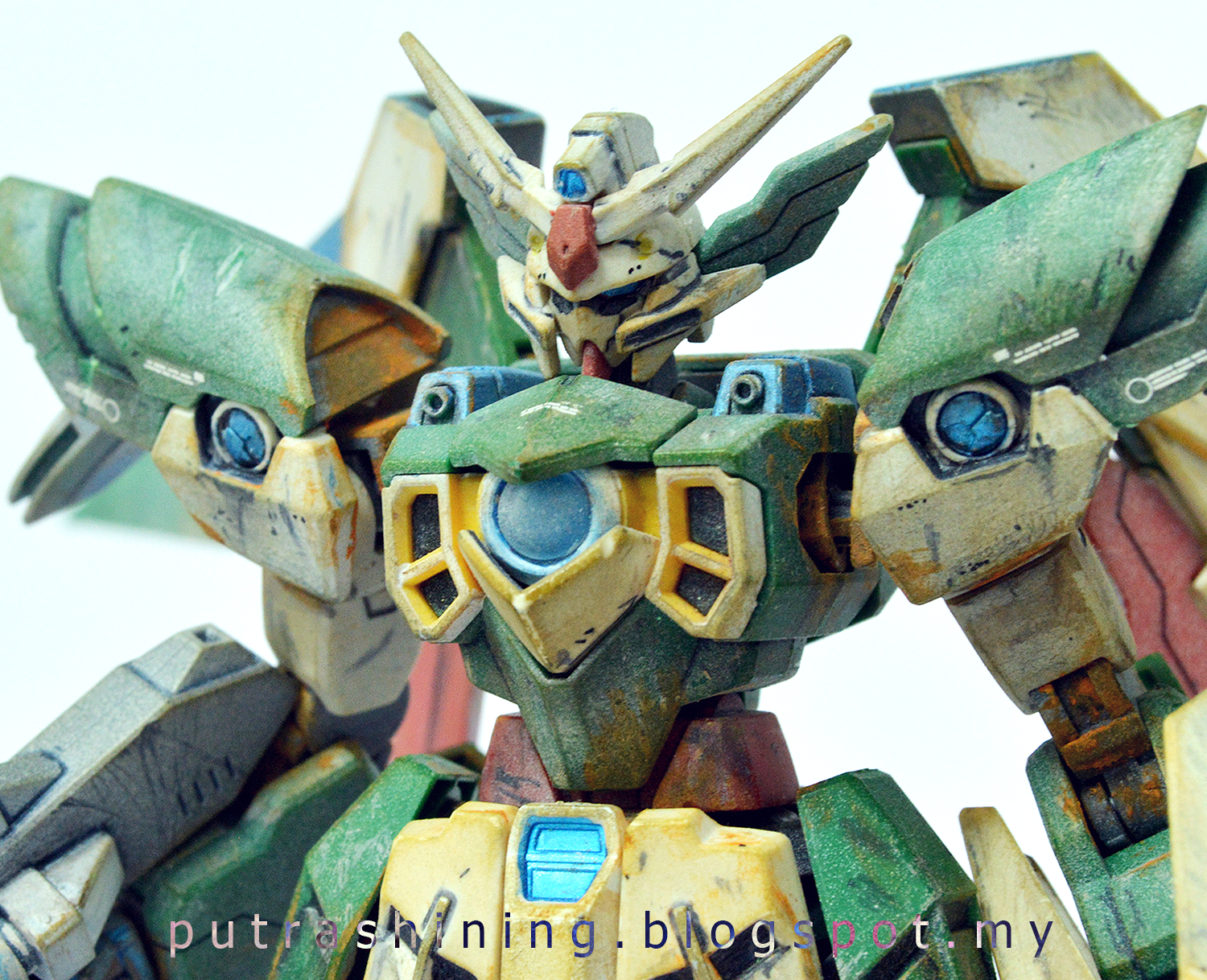 HGBF 1/144 WING GUNDAM FENICE RINASCITA by Putra Shining