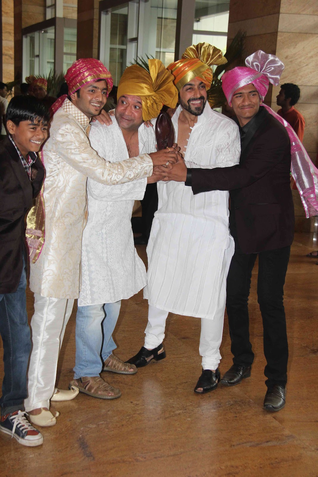 News Hub: Riteish Deshmukh - Genelia D'Souza Wedding Pics,genelia ...