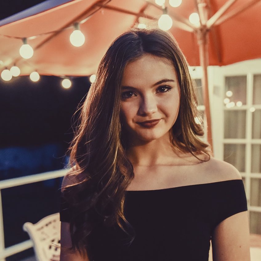 Starlet Arcade: Simone Beres