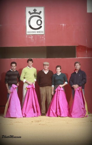 Tradiciones Taurinas Perú.: Fernando Roca Rey se prepara en España.