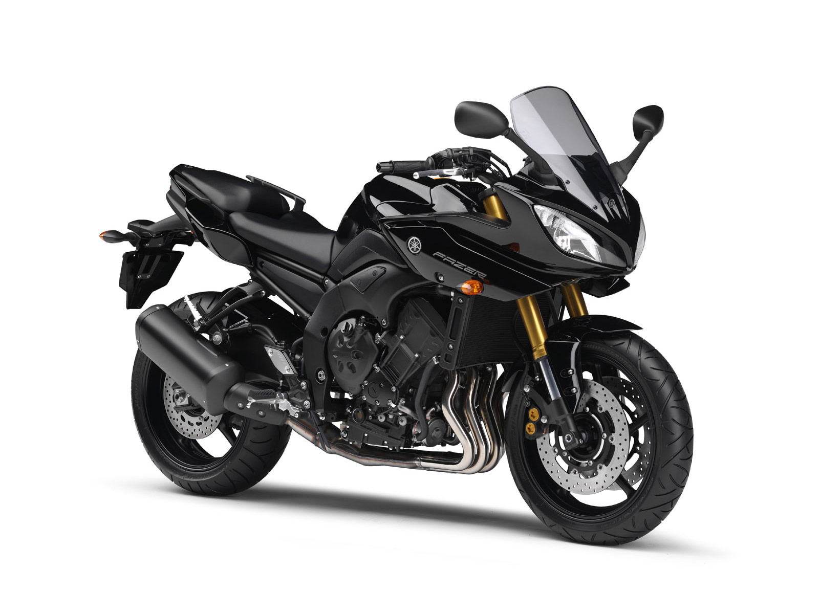 Yamaha Fazer 8 Black or White