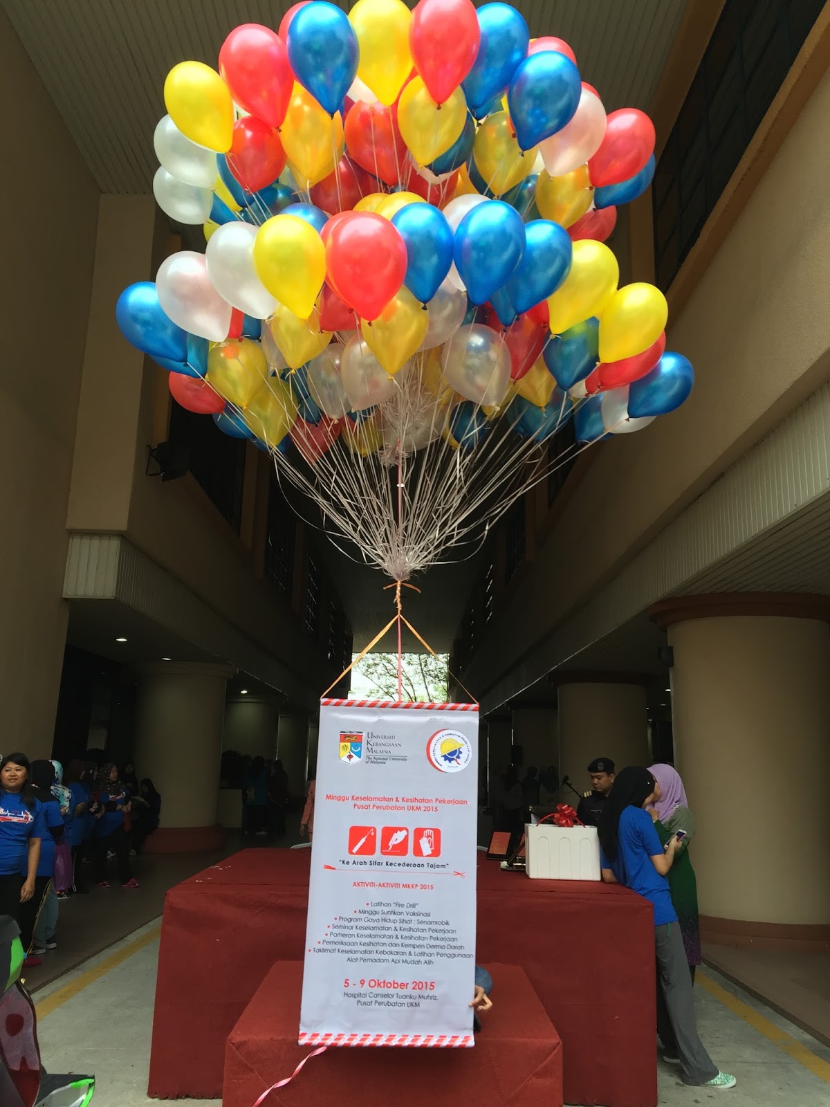 I.Z.F Balloon: BELON PERASMIAN MAJLIS (0194432210)
