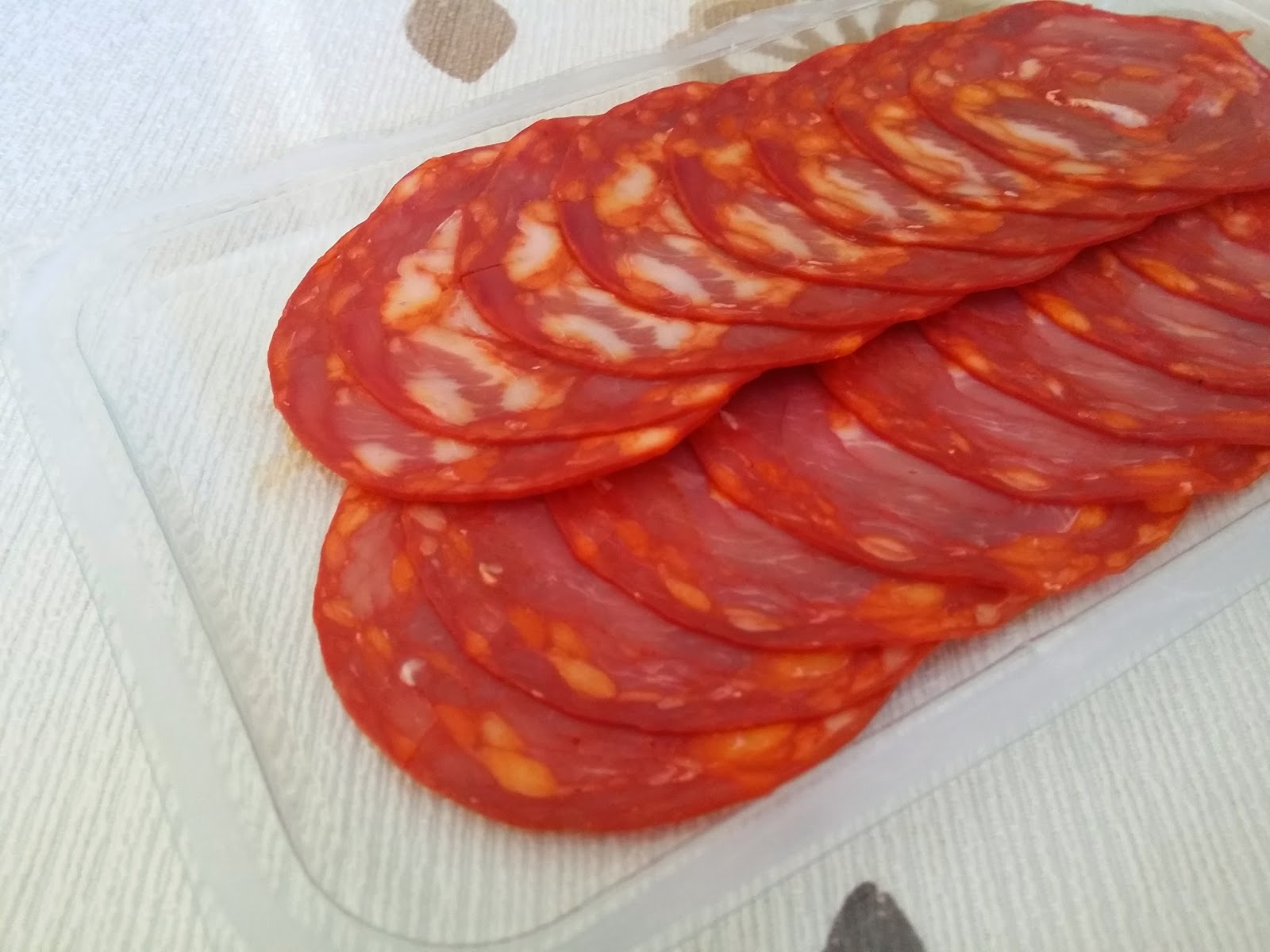 Cincoypico: Chorizo Tradición Revilla, el chorizo ideal para tus bocadillos