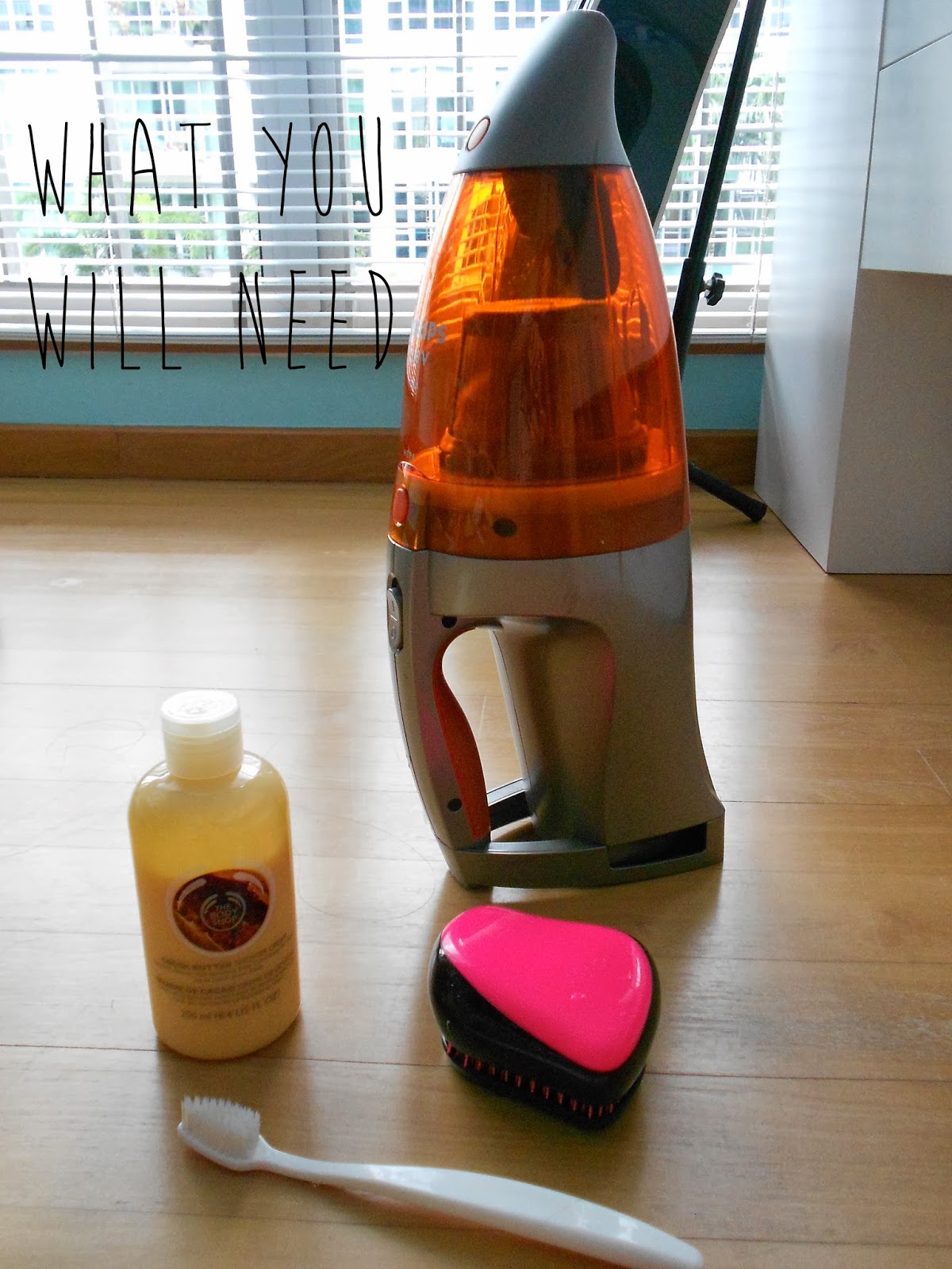 Tripalis | Travel, Food and Beauty : How to Clean your Tangle Teezer
