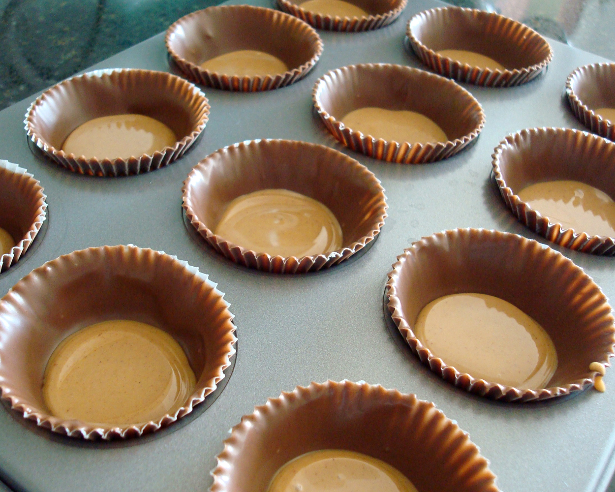 Wilde in the Kitchen: Banana Mallow Cups