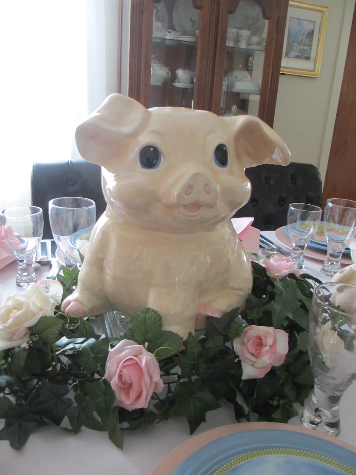 The Welcomed Guest: Celebrating National Pig Day Tablescape