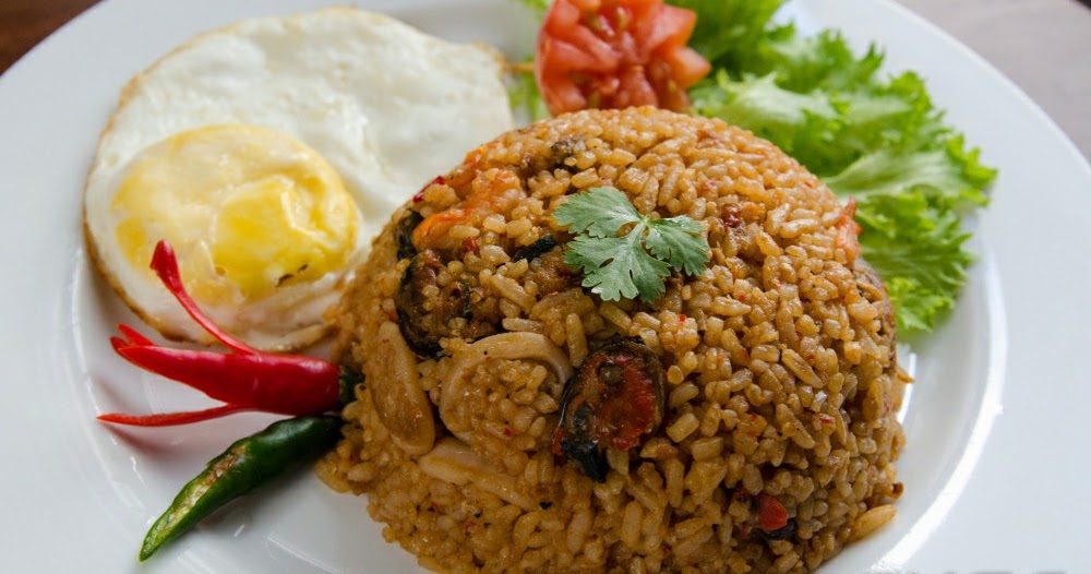 Resep Membuat Nasi Goreng Seafood - PUTRI CHEF