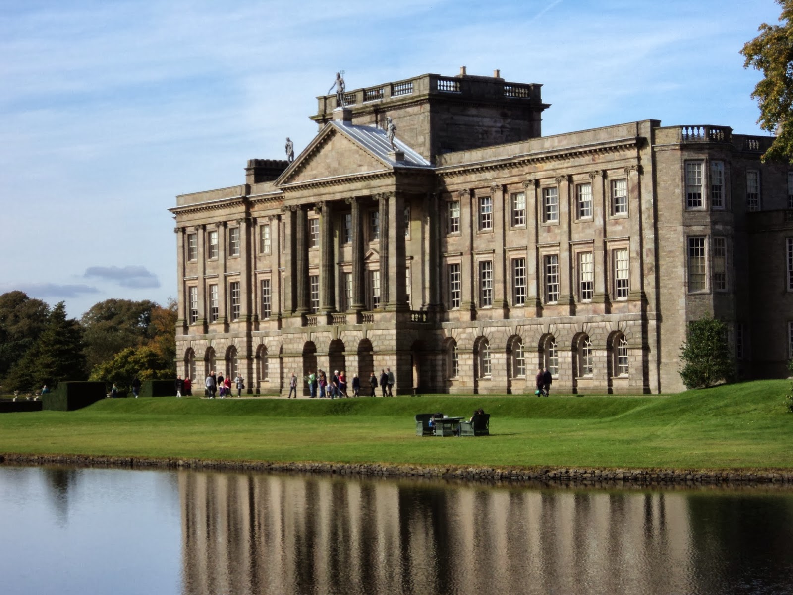 Historical and Regency Romance UK: Book signing at Lyme Park - Pemberley!