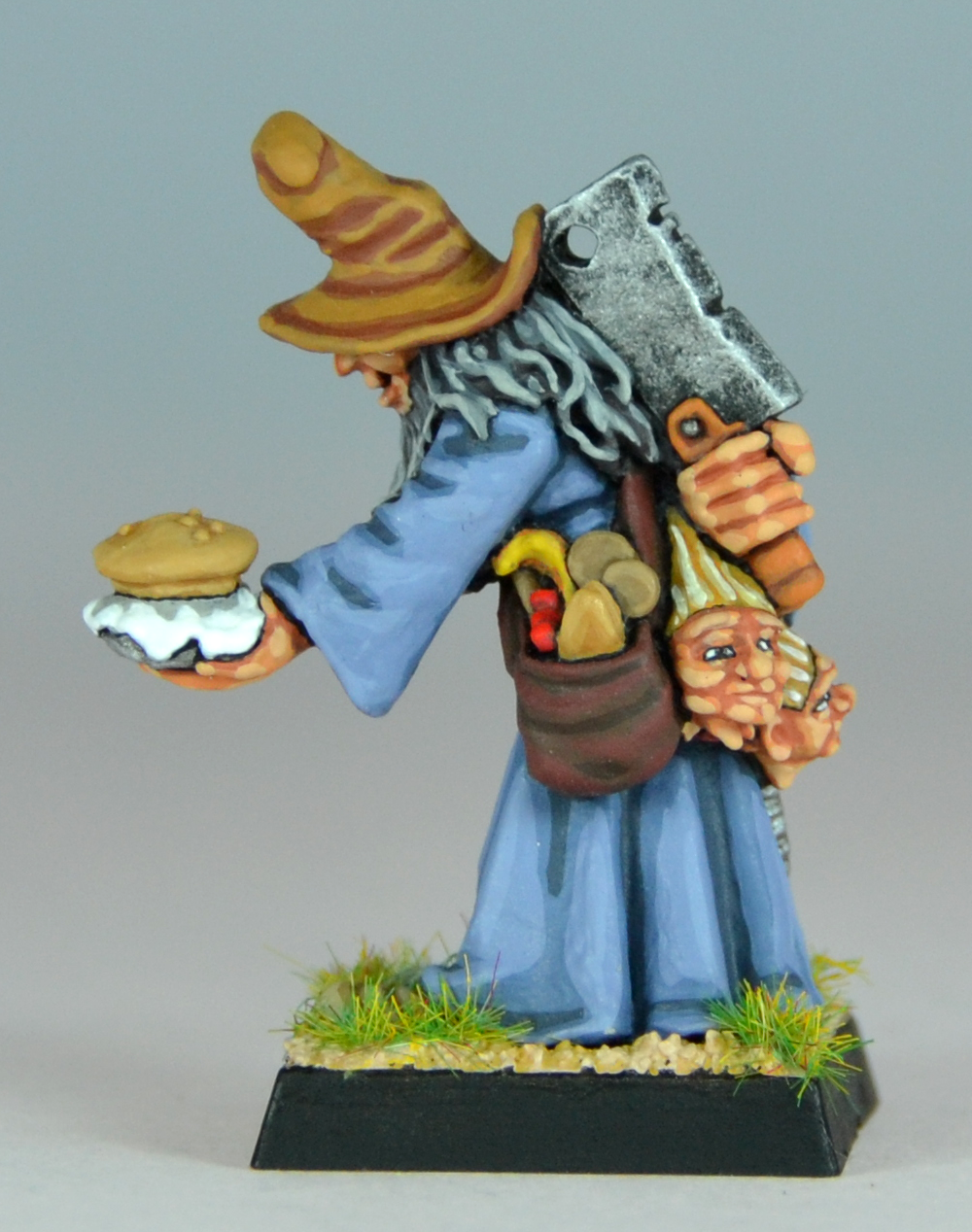Painted Lead Miniatures: Unreleased Citadel Wizard from 1987
