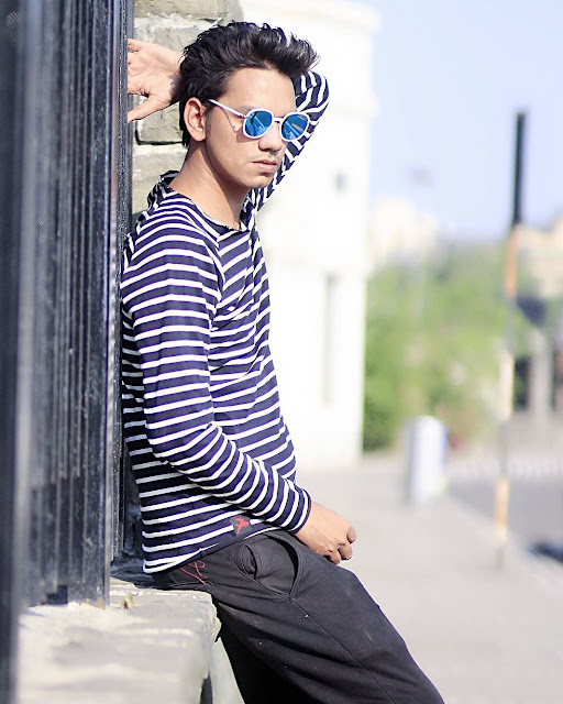 Gopal Pathak Pose And Modeling Photo - Raju Chaurasia