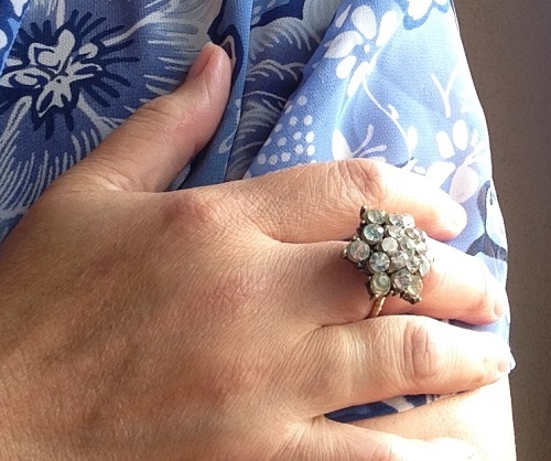 How to Make a Wire Wrapped Shank Button Ring Tutorial / The Beading Gem