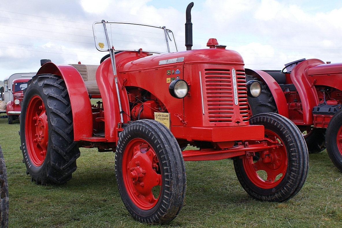A Born Again Roman: David Brown tractors