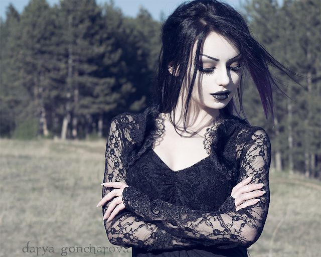 OFFICIAL DEVILNIGHT BLOG: Gothic model's show -- Darya Goncharova