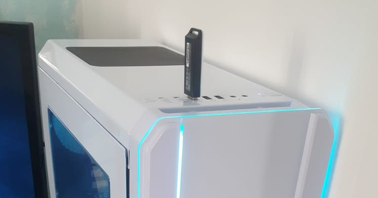 ARMA TU PC PASO A PASO GAMA MEDIA, IMPRESCINDIBLES