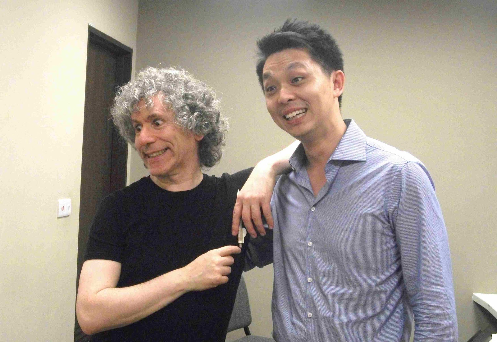 pianomania: THE MANY (FUNNY) FACES OF STEVEN ISSERLIS