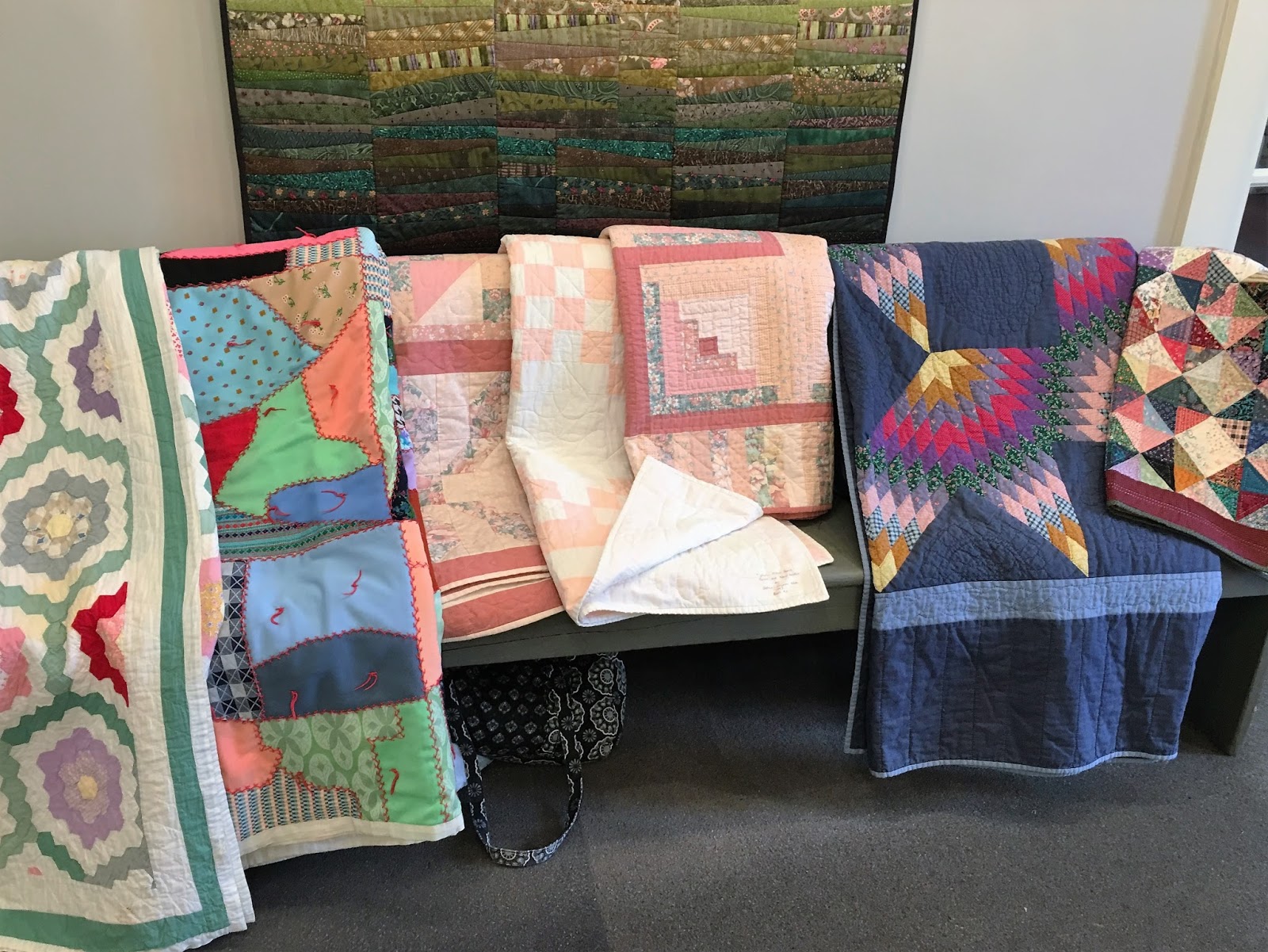 Miss Andrea Quilts: Trunk Show at The Old Country Store!