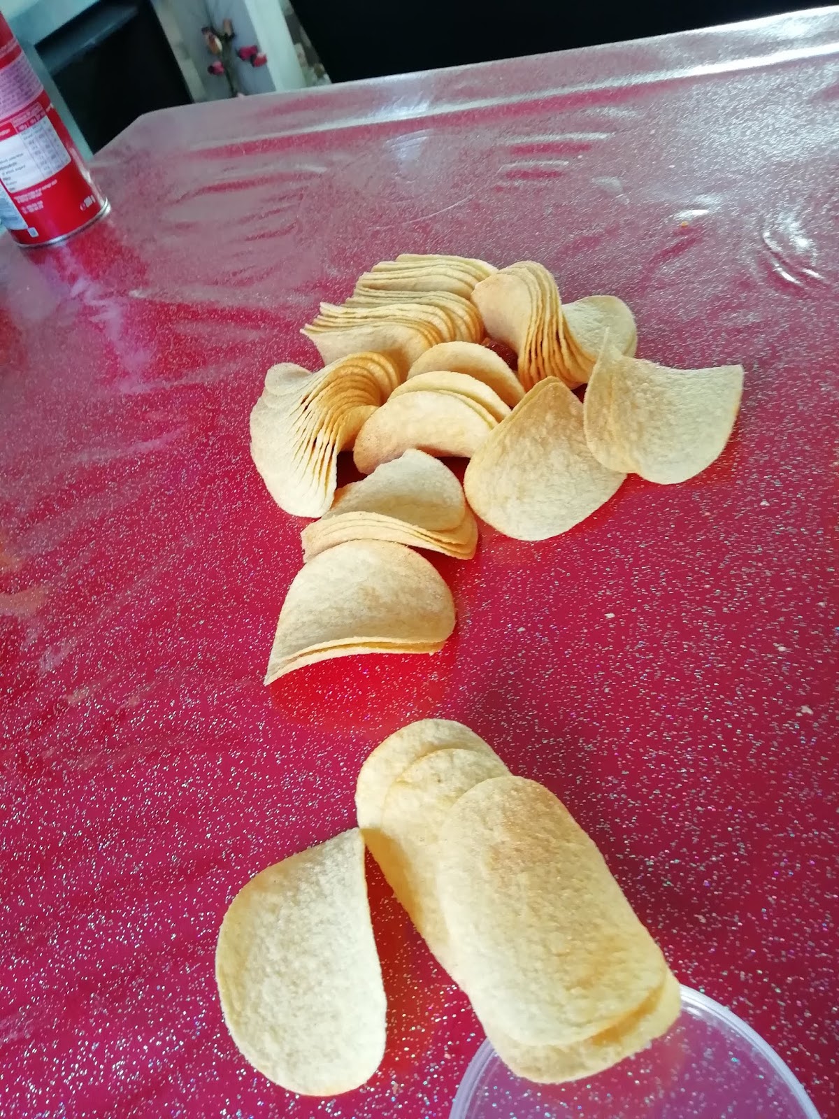 Musings of a Middle-aged Mum: Pringles Ring Engineering Challenge
