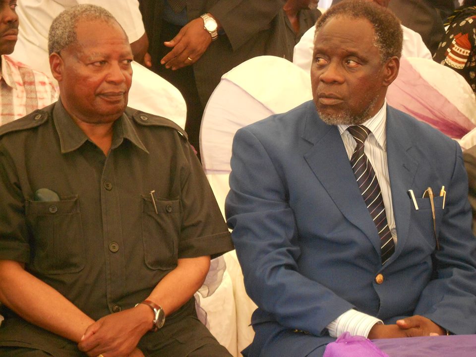 Dr.Slaa alipoungana na watanzania katika maombolezo ya msiba wa Askofu ...