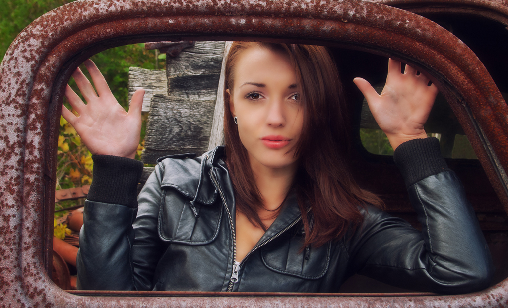 Northof49Photography: Hiring a Model and Photographing a Model