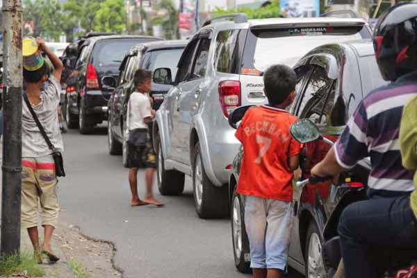 Life In Techicolor: Macam Macam Pengamen Di indonesia