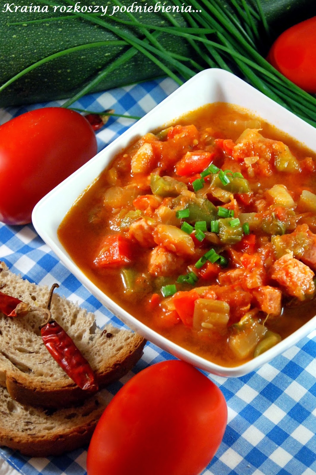 Leczo - obowiązkowa potrawa letniego sezonu | Kraina rozkoszy ...