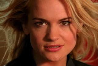 Calvin's Canadian Cave of Coolness: The Girls Of Mutant X