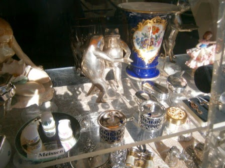 Schnitzel Republic: Wiesbaden Curiosity Shops