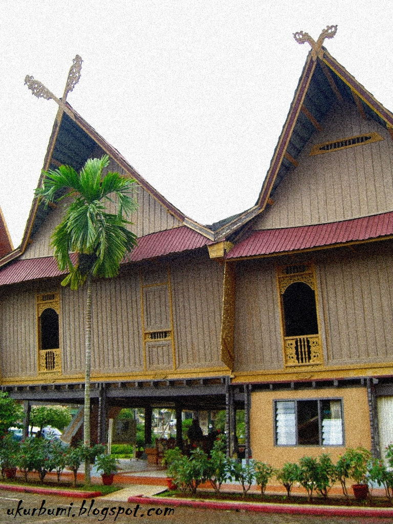 Lontiok | Anjungan Riau di TMII | Ukur