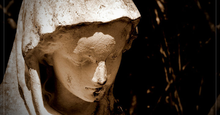 Daily Blog: What We Can Learn from Mary: Grief and Loss at the Foot of ...