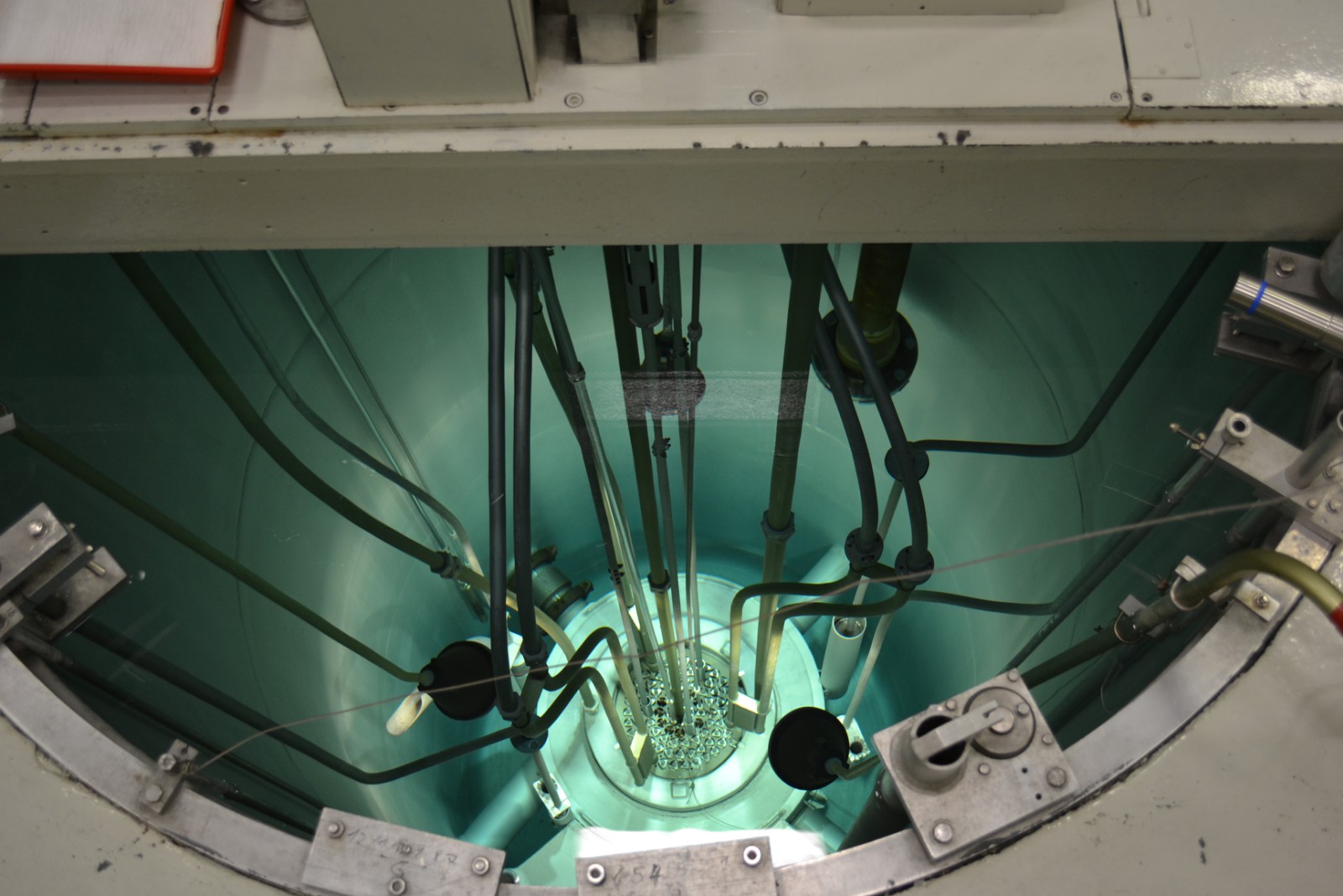 Опасная зона: Visiting a Nuclear Research Reactor