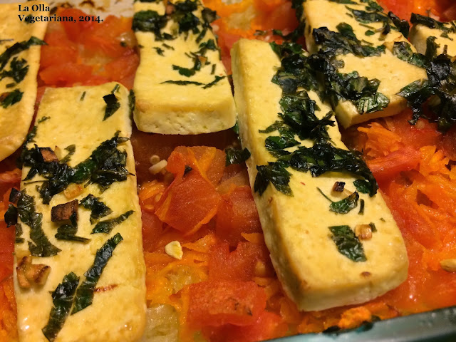 La Olla Vegetariana: Tofu asado con verduras.-