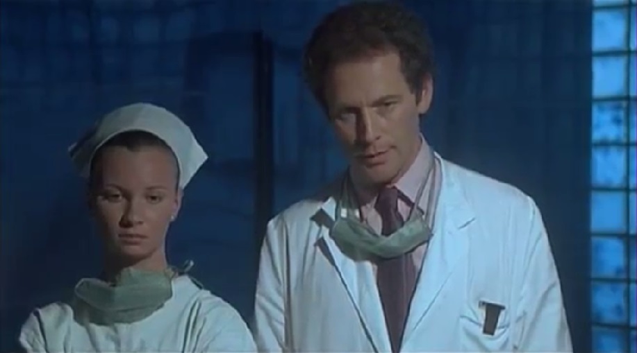 The Bloody Pit of Horror: Aenigma (1987)