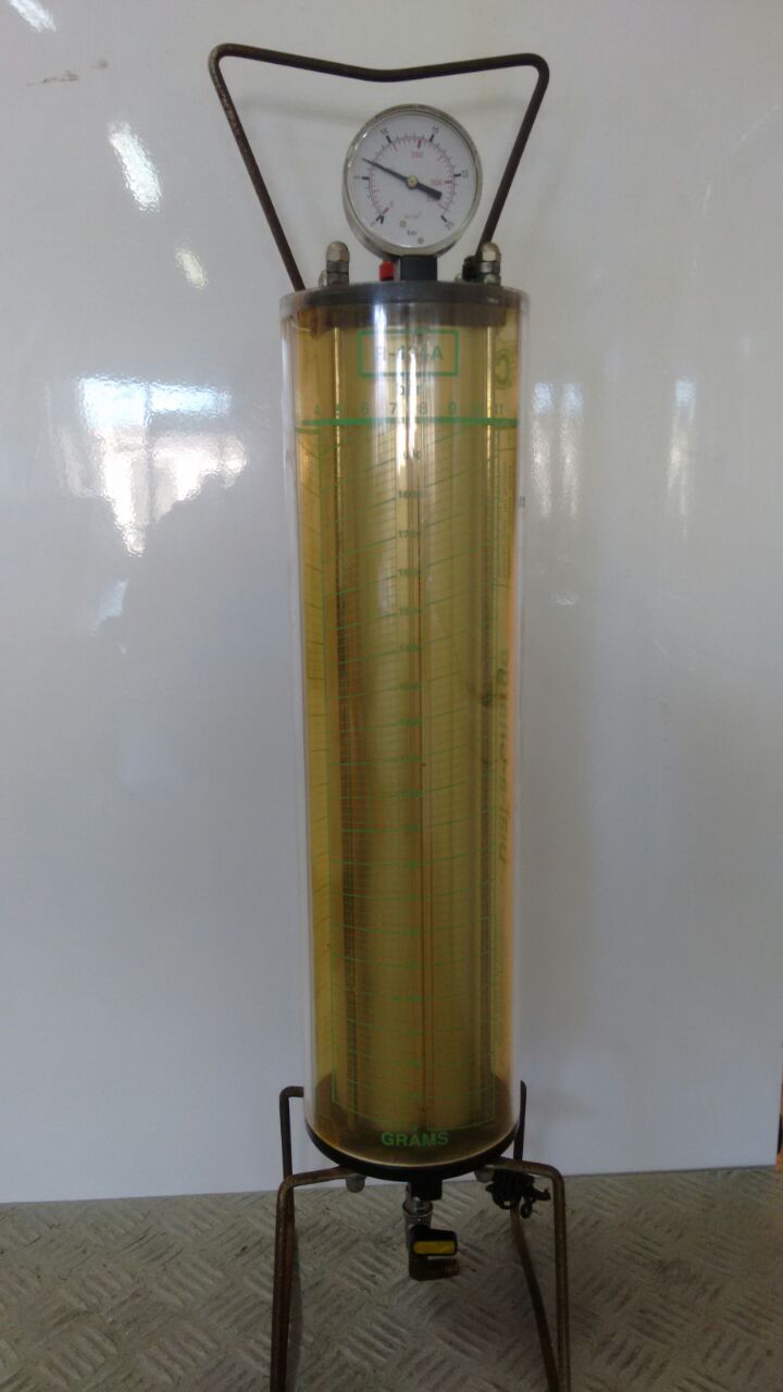 FRIOCLIMATIZADO: Graduated cylinder for refrigerant used in recharging ...