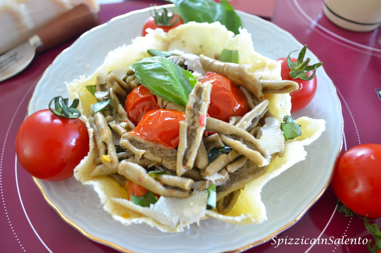 Spizzica in Salento...: Capunti di Grano Arso in crosta di Parmigiano ...