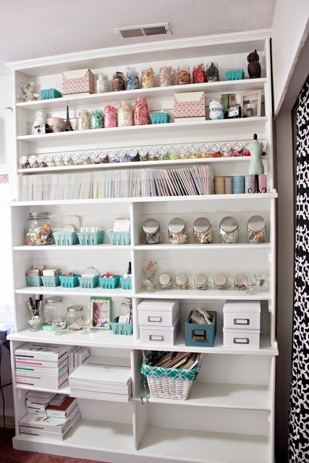 lynleyj: Television Debut// So Studio 5// My Craft Room