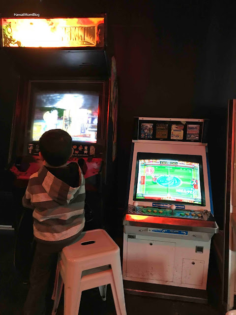 Hawaii Mom Blog: Visit Cincinnati: Arcade Legacy: Bar Edition