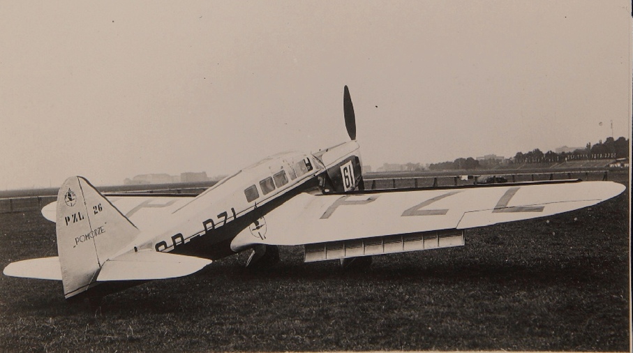 Z awionetek w myśliwce