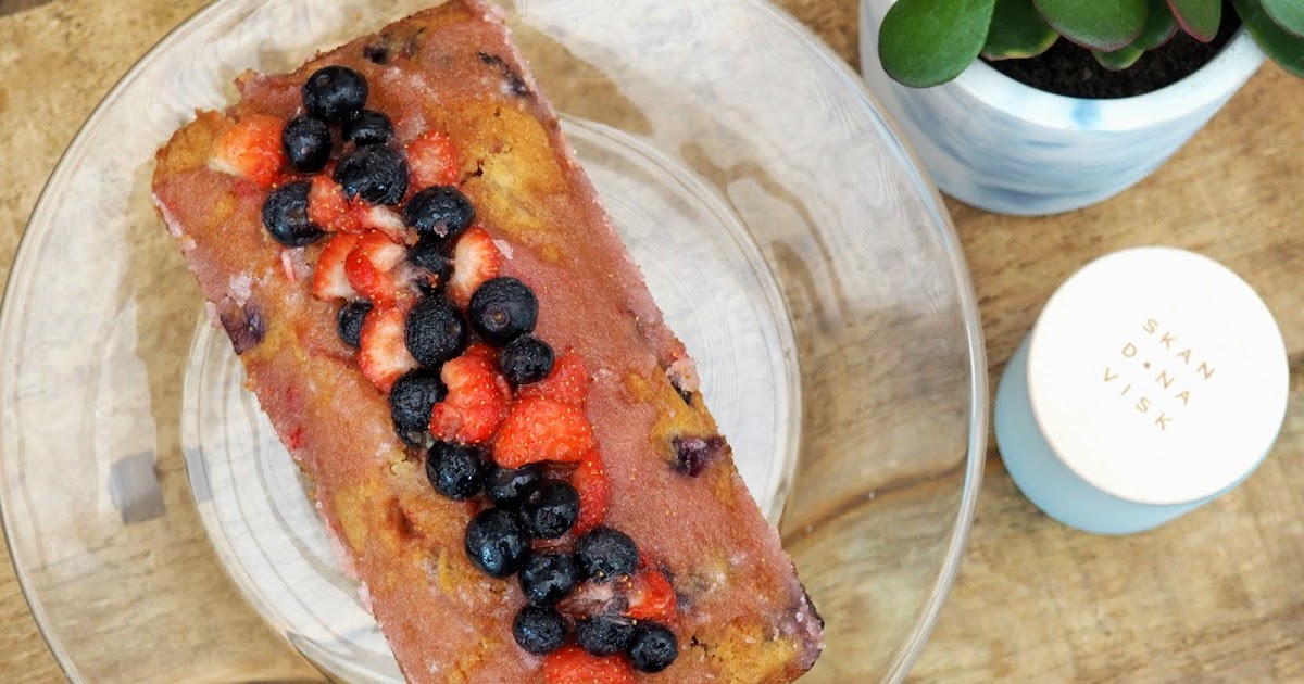 Recipe: summer fruit drizzle cake | The story of a girl who lives above ...