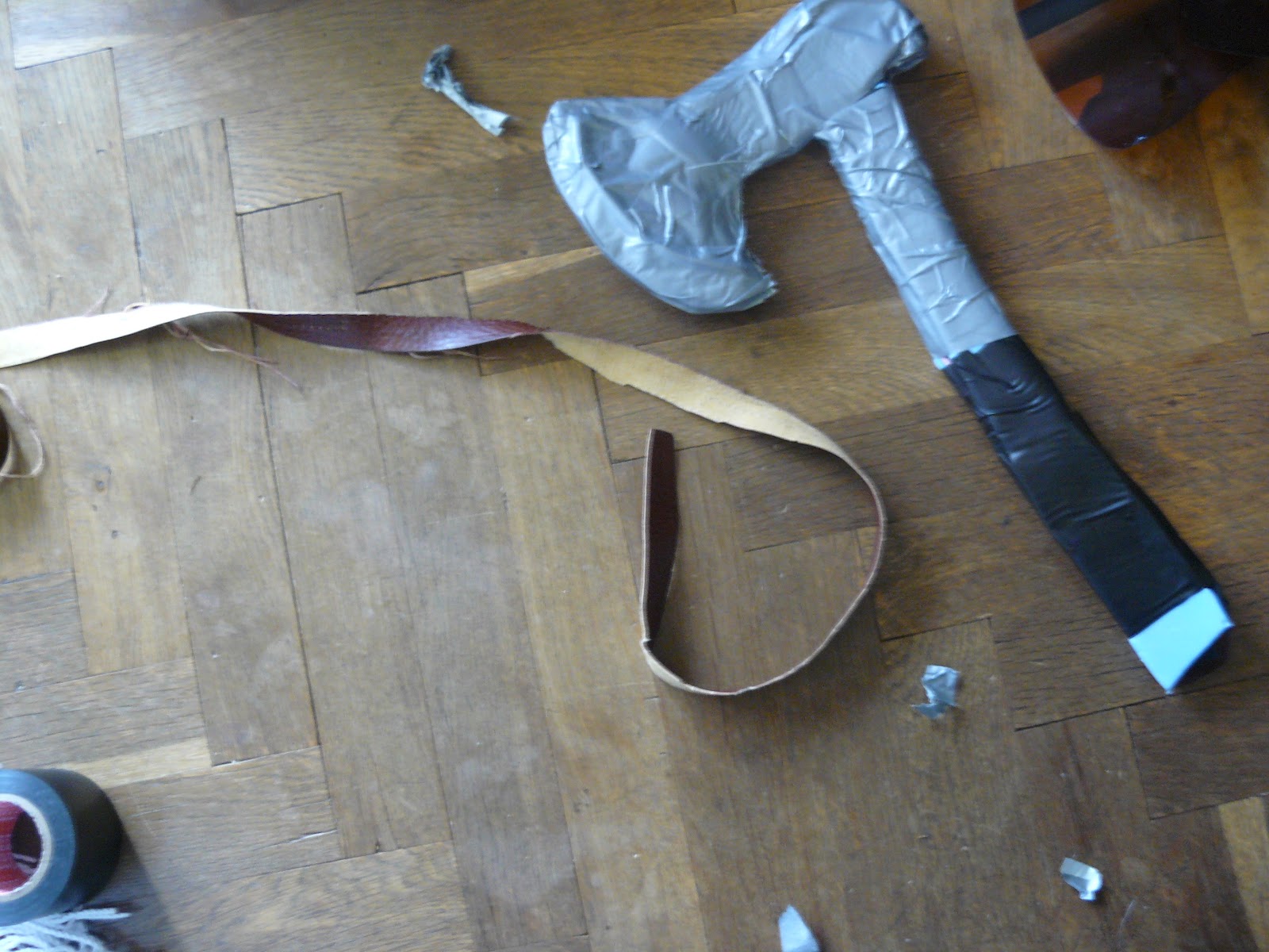 Buskador's LARP: Making a larp throwing axe or francisca