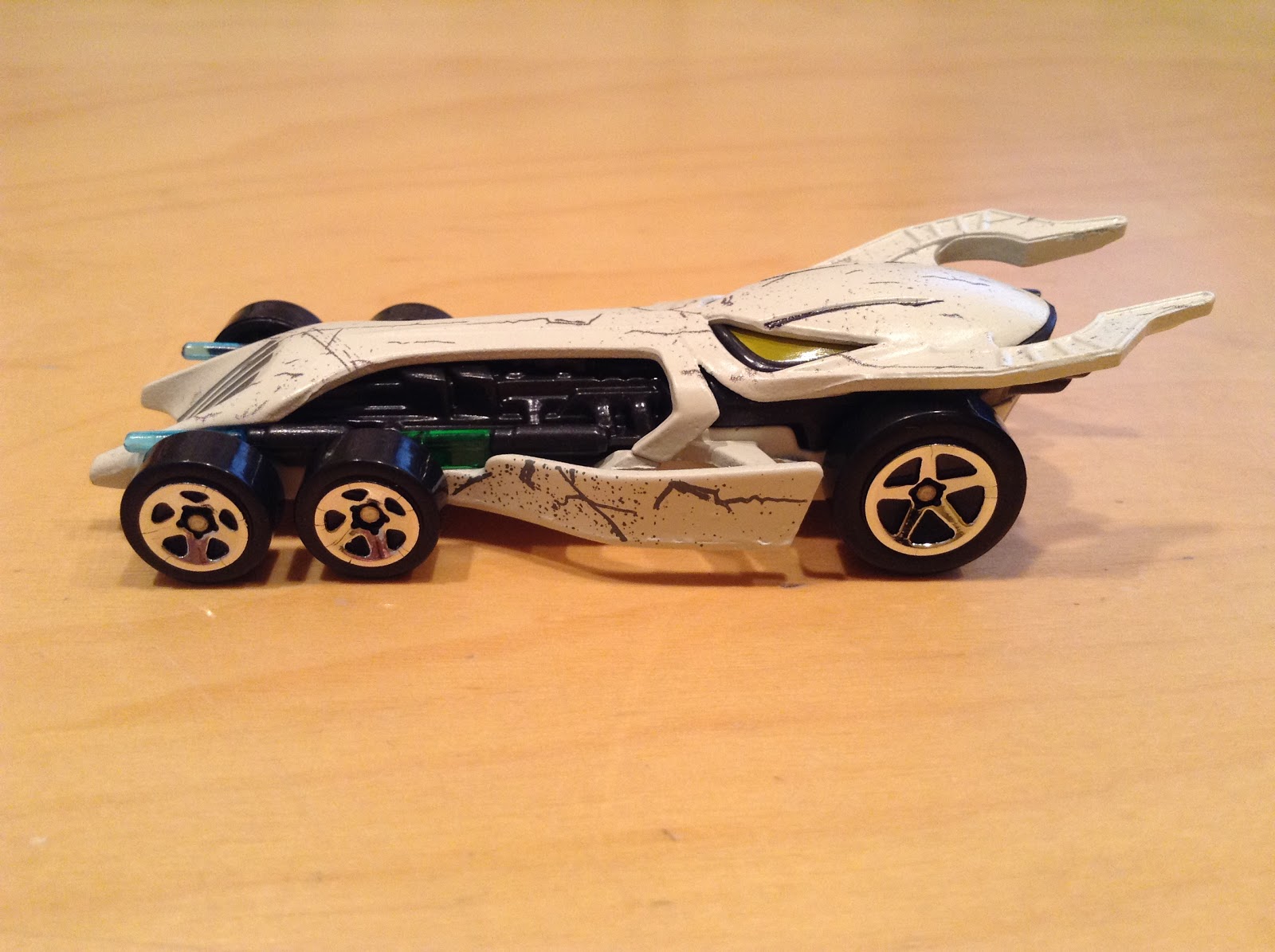 JULIAN'S HOT WHEELS BLOG: General Grievous (Star Wars Character Car)