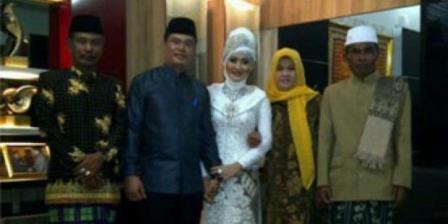 Bupati Garut Aceng Fikri Bercerai - Berita Terkini